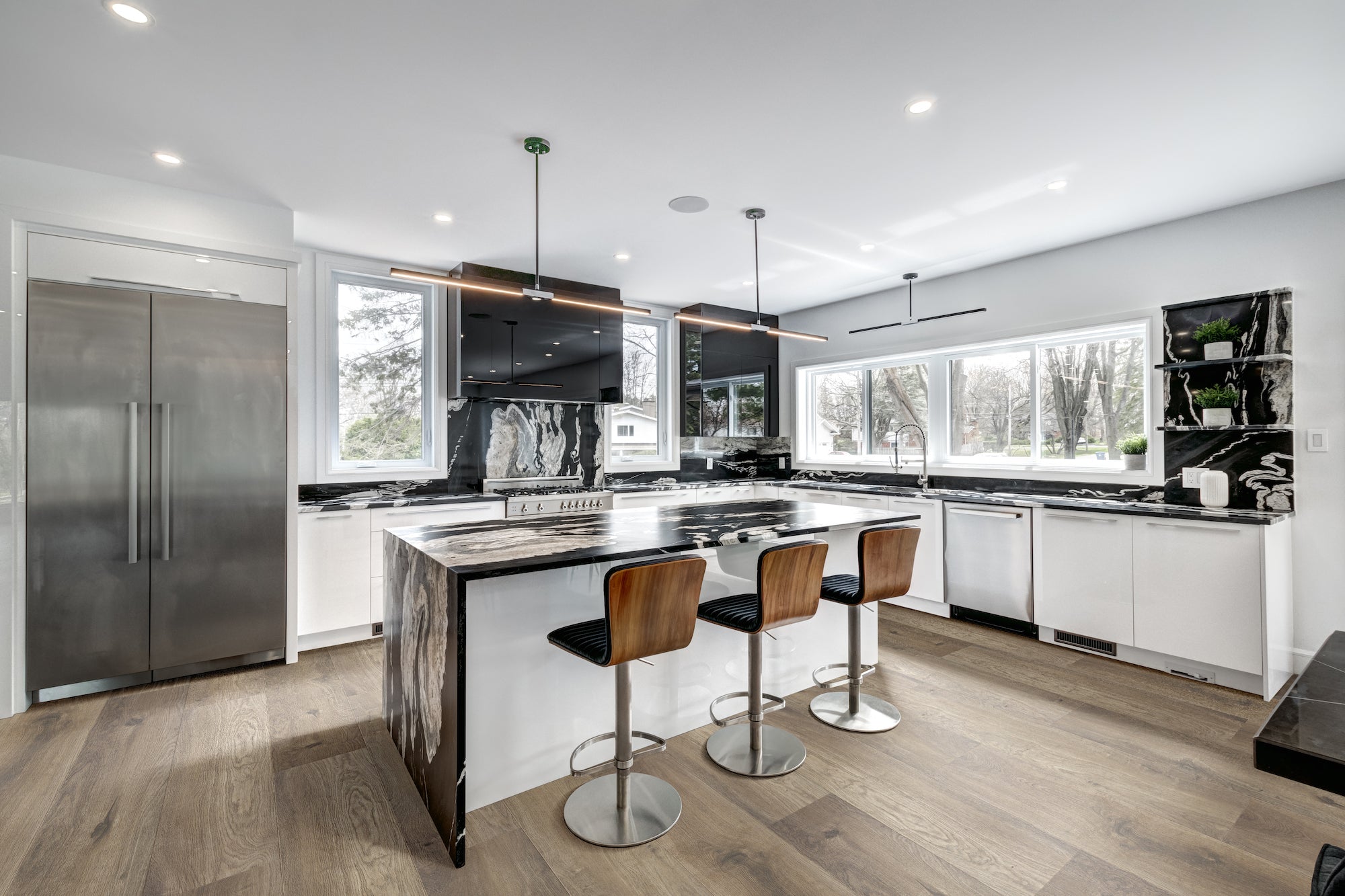 Exclusive ESPC Vinyl flooring Collection by Harper Floors